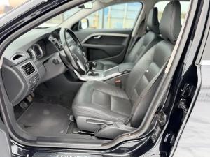Melns Volvo XC70 2013 Rīga, ar dzinēja tilpumu 2.00 L un nobraukumu 301 tūkst. km par 9995 €, foto 12 vietnē AUTOMOTO.COM.LV