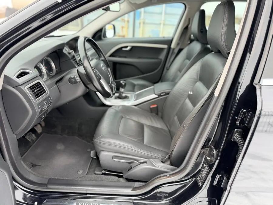 Melns Volvo XC70 2013 Rīga, ar dzinēja tilpumu 2.00 L un nobraukumu 301 tūkst. km par 9995 €, foto 12 vietnē AUTOMOTO.COM.LV