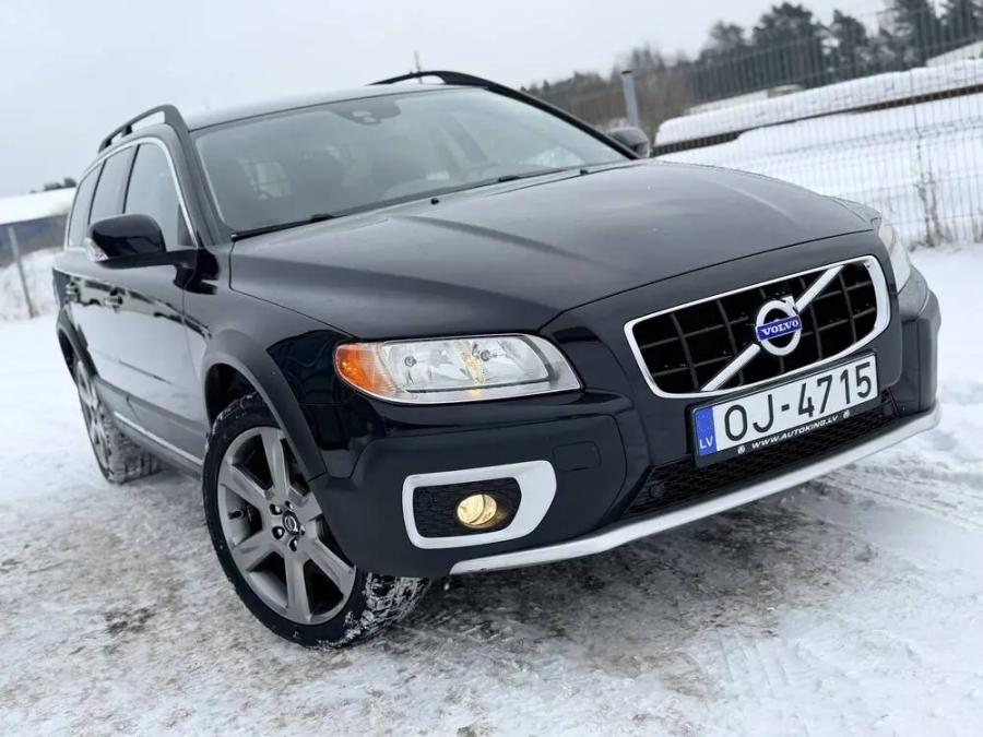 Melns Volvo XC70 2013 Rīga, ar dzinēja tilpumu 2.00 L un nobraukumu 301 tūkst. km par 9995 €, foto 25 vietnē AUTOMOTO.COM.LV