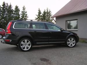 Melns Volvo XC70 2013 Sigulda, ar dzinēja tilpumu 2.40 L un nobraukumu 315 tūkst. km par 11950 €, foto 4 vietnē AUTOMOTO.COM.LV
