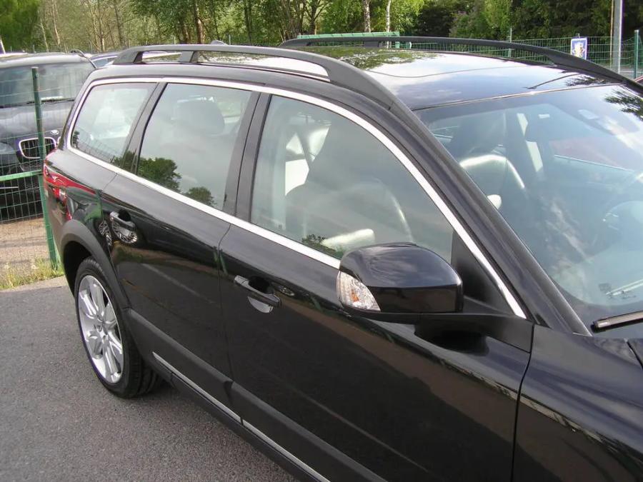 Melns Volvo XC70 2013 Sigulda, ar dzinēja tilpumu 2.40 L un nobraukumu 315 tūkst. km par 11950 €, foto 12 vietnē AUTOMOTO.COM.LV
