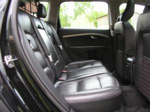 Melns Volvo XC70 2013 Sigulda, ar dzinēja tilpumu 2.40 L un nobraukumu 315 tūkst. km par 11950 €, foto 28 vietnē AUTOMOTO.COM.LV