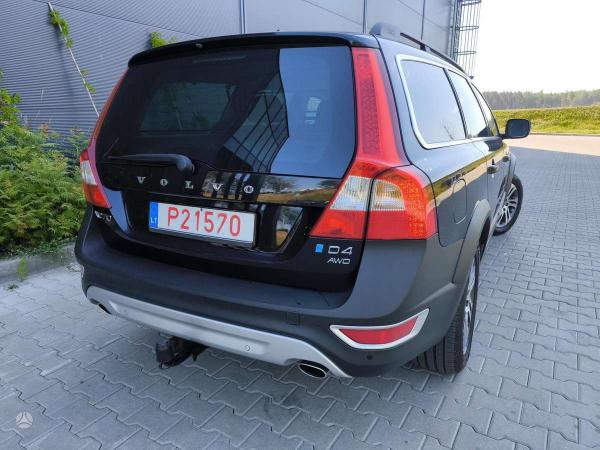 Melns Volvo XC70 2013 Viļņa, ar dzinēja tilpumu 2.40 L un nobraukumu 292 tūkst. km par 11400 €, foto 5 vietnē AUTOMOTO.COM.LV