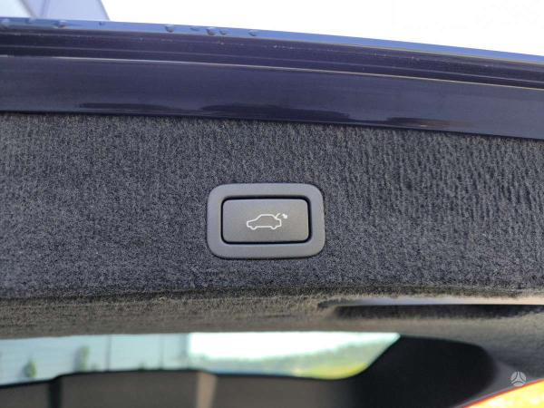 Melns Volvo XC70 2013 Viļņa, ar dzinēja tilpumu 2.40 L un nobraukumu 292 tūkst. km par 11400 €, foto 10 vietnē AUTOMOTO.COM.LV