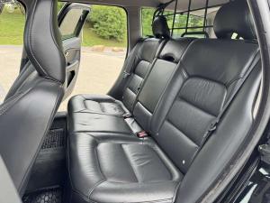 Black Volvo XC70 2013 in Jonava, with an engine capacity of 2.40 L and mileage of 312 thousand km for 10499 €, photo 16 on AUTOMOTO.COM.LV