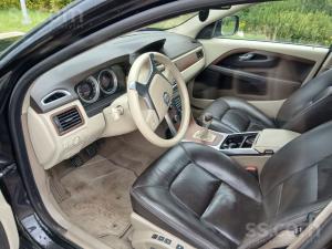 Melns Volvo XC70 2013 Ludza, ar dzinēja tilpumu 2.40 L un nobraukumu 204 tūkst. km par 8500 €, foto 5 vietnē AUTOMOTO.COM.LV