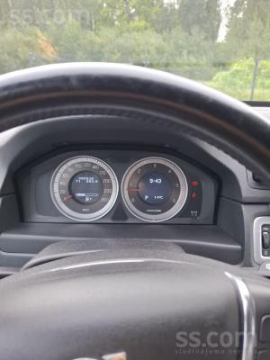 Melns Volvo XC70 2013 Aizkraukle, ar dzinēja tilpumu 2.40 L un nobraukumu 305 tūkst. km par 9300 €, foto 8 vietnē AUTOMOTO.COM.LV
