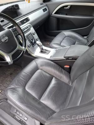 Melns Volvo XC70 2013 Aizkraukle, ar dzinēja tilpumu 2.40 L un nobraukumu 305 tūkst. km par 9300 €, foto 10 vietnē AUTOMOTO.COM.LV