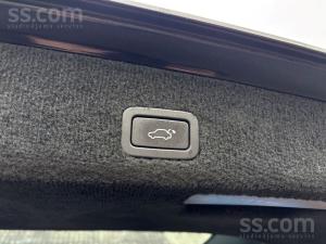Black Volvo XC70 2013 in Riga, with an engine capacity of 2.40 L and mileage of 319 thousand km for 10650 €, photo 20 on AUTOMOTO.COM.LV