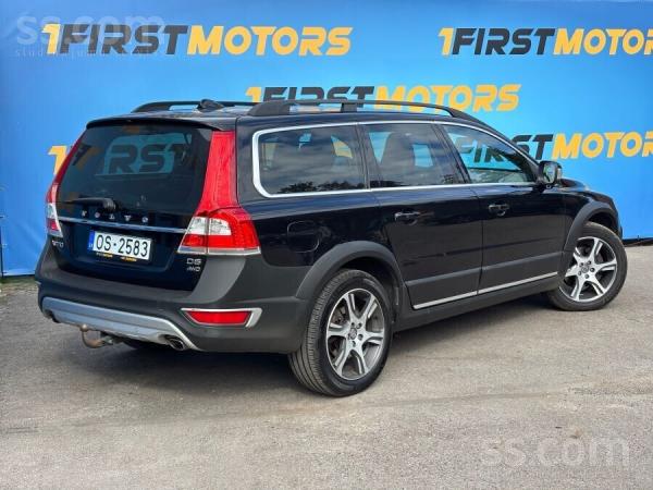 Melns Volvo XC70 2013 Rīga, ar dzinēja tilpumu 2.40 L un nobraukumu 319 tūkst. km par 10650 €, foto 7 vietnē AUTOMOTO.COM.LV