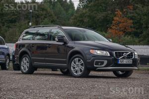 Melns Volvo XC70 2013 Rīga, ar dzinēja tilpumu 2.40 L un nobraukumu 305 tūkst. km par 7990 €, foto 3 vietnē AUTOMOTO.COM.LV