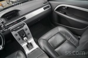 Melns Volvo XC70 2013 Rīga, ar dzinēja tilpumu 2.40 L un nobraukumu 305 tūkst. km par 7990 €, foto 12 vietnē AUTOMOTO.COM.LV