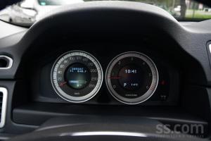 Melns Volvo XC70 2013 Rīga, ar dzinēja tilpumu 2.40 L un nobraukumu 305 tūkst. km par 7990 €, foto 14 vietnē AUTOMOTO.COM.LV