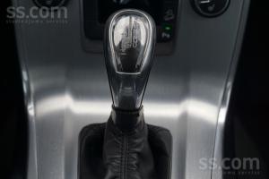 Melns Volvo XC70 2013 Rīga, ar dzinēja tilpumu 2.40 L un nobraukumu 305 tūkst. km par 7990 €, foto 15 vietnē AUTOMOTO.COM.LV