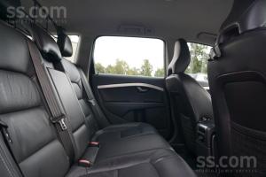 Melns Volvo XC70 2013 Rīga, ar dzinēja tilpumu 2.40 L un nobraukumu 305 tūkst. km par 7990 €, foto 21 vietnē AUTOMOTO.COM.LV