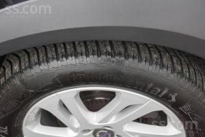Melns Volvo XC70 2013 Rīga, ar dzinēja tilpumu 2.40 L un nobraukumu 305 tūkst. km par 7990 €, foto 25 vietnē AUTOMOTO.COM.LV