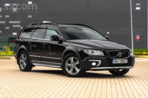 Black Volvo XC70 2013 in Jelgava, with an engine capacity of 2.40 L and mileage of 267 thousand km for 9700 €, photo 4 on AUTOMOTO.COM.LV