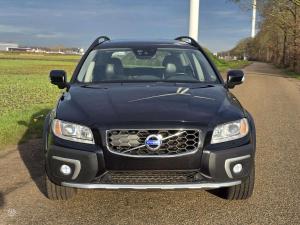 Melns Volvo XC70 2014 Viļņa, ar dzinēja tilpumu 1.97 L un nobraukumu 268 tūkst. km par 10500 €, foto  vietnē AUTOMOTO.COM.LV