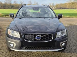 Black Volvo XC70 2014 in Vilnius, with an engine capacity of 1.97 L and mileage of 268 thousand km for 10500 €, photo 10 on AUTOMOTO.COM.LV