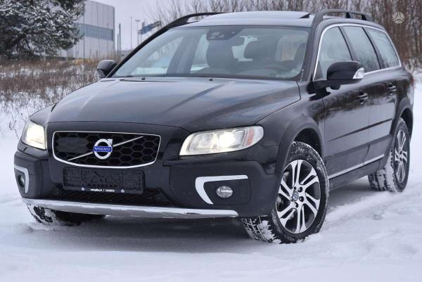 Melns Volvo XC70 2014 Viļņa, ar dzinēja tilpumu 1.97 L un nobraukumu 268 tūkst. km par 10500 €, foto 4 vietnē AUTOMOTO.COM.LV