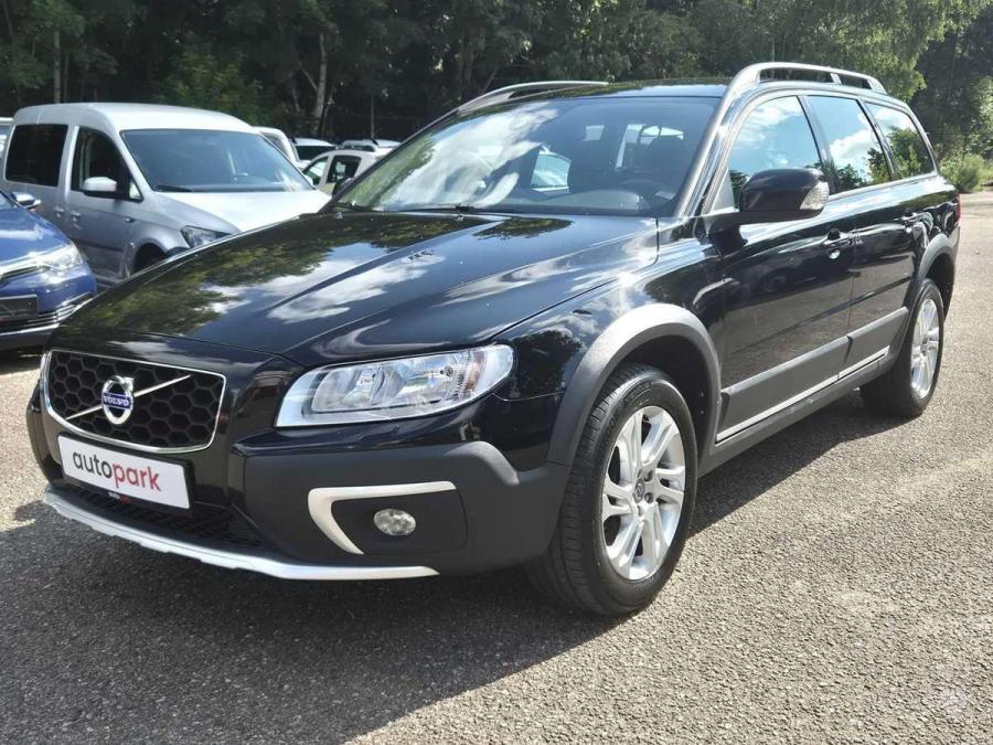 Melns Volvo XC70 2014 Viļņa, ar dzinēja tilpumu 1.97 L un nobraukumu 182 tūkst. km par 8500 €, foto 1 vietnē AUTOMOTO.COM.LV