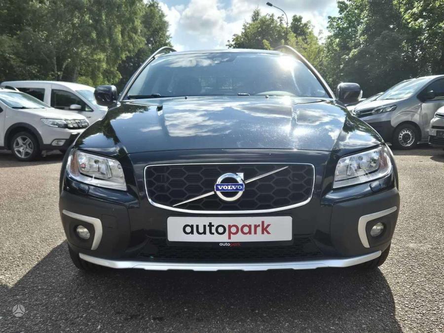 Melns Volvo XC70 2014 Viļņa, ar dzinēja tilpumu 1.97 L un nobraukumu 182 tūkst. km par 8500 €, foto 2 vietnē AUTOMOTO.COM.LV