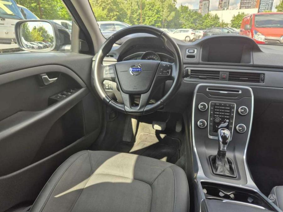 Melns Volvo XC70 2014 Viļņa, ar dzinēja tilpumu 1.97 L un nobraukumu 182 tūkst. km par 8500 €, foto 7 vietnē AUTOMOTO.COM.LV