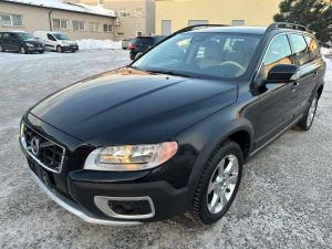 Melns Volvo XC70 2014 Viļņa, ar dzinēja tilpumu 2.40 L un nobraukumu 256 tūkst. km par 8350 €, foto 11 vietnē AUTOMOTO.COM.LV