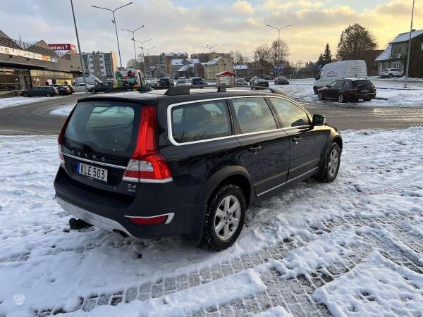 Melns Volvo XC70 2014 Telšiai, ar dzinēja tilpumu 2.40 L un nobraukumu 288 tūkst. km par 8700 €, foto 5 vietnē AUTOMOTO.COM.LV