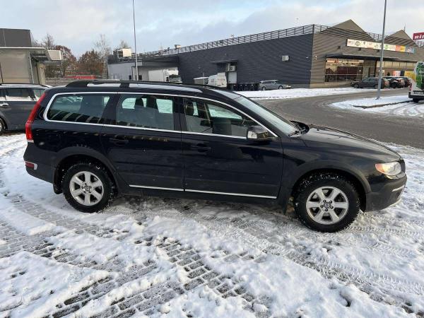 Melns Volvo XC70 2014 Telšiai, ar dzinēja tilpumu 2.40 L un nobraukumu 288 tūkst. km par 8700 €, foto 6 vietnē AUTOMOTO.COM.LV