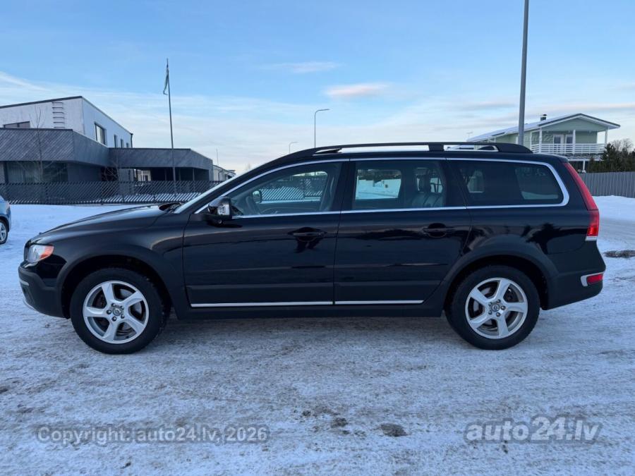 Melns Volvo XC70 2014 Tallina, ar dzinēja tilpumu 2.00 L un nobraukumu 254 tūkst. km par 12490 €, foto 11 vietnē AUTOMOTO.COM.LV