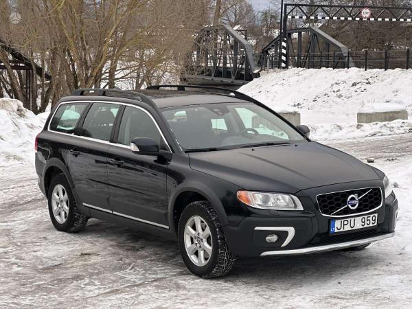 Melns Volvo XC70 2014 Viļņa, ar dzinēja tilpumu 1.98 L un nobraukumu 319 tūkst. km par 8000 €, foto 8 vietnē AUTOMOTO.COM.LV
