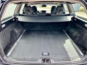 Melns Volvo XC70 2014 Tallina, ar dzinēja tilpumu 2.40 L un nobraukumu 0 tūkst. km par 9999 €, foto 17 vietnē AUTOMOTO.COM.LV