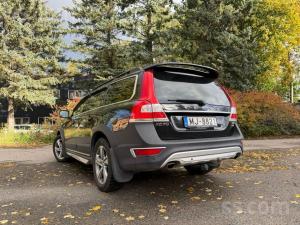 Black Volvo XC70 2014 in Riga, with an engine capacity of 2.40 L and mileage of 266 thousand km for 8500 €, photo  on AUTOMOTO.COM.LV