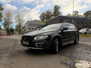 Black Volvo XC70 2014 in Riga, with an engine capacity of 2.40 L and mileage of 266 thousand km for 8500 €, photo 6 on AUTOMOTO.COM.LV