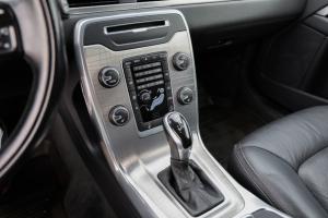 Melns Volvo XC70 2014 Rīga, ar dzinēja tilpumu 2.40 L un nobraukumu 0 tūkst. km par 13750 €, foto 20 vietnē AUTOMOTO.COM.LV