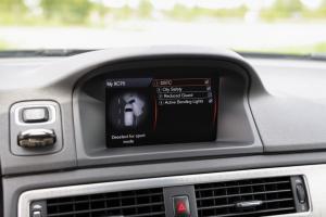 Melns Volvo XC70 2014 Rīga, ar dzinēja tilpumu 2.40 L un nobraukumu 0 tūkst. km par 13750 €, foto 24 vietnē AUTOMOTO.COM.LV