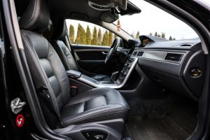 Melns Volvo XC70 2014 Rīga, ar dzinēja tilpumu 2.40 L un nobraukumu 0 tūkst. km par 13750 €, foto 26 vietnē AUTOMOTO.COM.LV