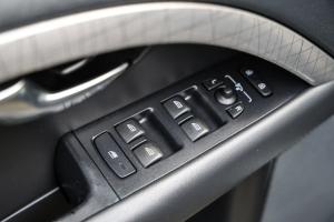 Melns Volvo XC70 2014 Rīga, ar dzinēja tilpumu 2.40 L un nobraukumu 0 tūkst. km par 13750 €, foto 52 vietnē AUTOMOTO.COM.LV