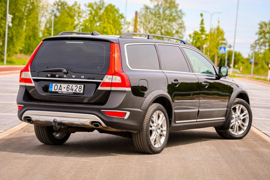 Melns Volvo XC70 2014 Rīga, ar dzinēja tilpumu 2.40 L un nobraukumu 0 tūkst. km par 13750 €, foto 53 vietnē AUTOMOTO.COM.LV