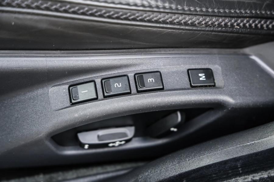 Melns Volvo XC70 2014 Rīga, ar dzinēja tilpumu 2.40 L un nobraukumu 0 tūkst. km par 13750 €, foto 55 vietnē AUTOMOTO.COM.LV