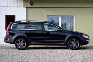Melns Volvo XC70 2014 Tukums, ar dzinēja tilpumu 2.00 L un nobraukumu 305 tūkst. km par 10990 €, foto 12 vietnē AUTOMOTO.COM.LV