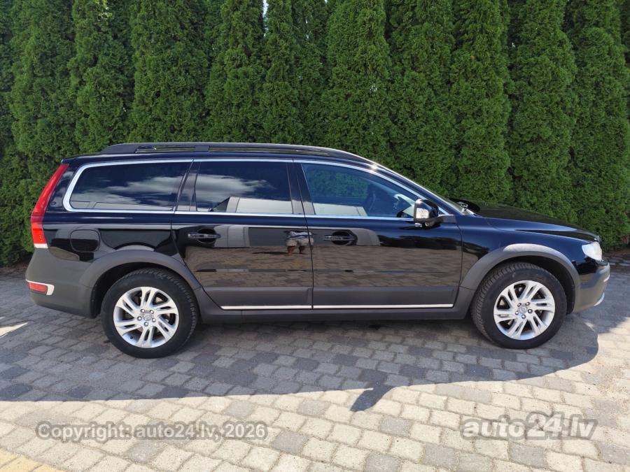 Melns Volvo XC70 2014 Paide, ar dzinēja tilpumu 2.00 L un nobraukumu 225 tūkst. km par 11990 €, foto 9 vietnē AUTOMOTO.COM.LV