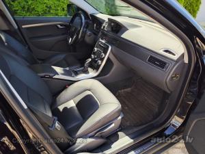 Melns Volvo XC70 2014 Paide, ar dzinēja tilpumu 2.00 L un nobraukumu 225 tūkst. km par 11990 €, foto 18 vietnē AUTOMOTO.COM.LV