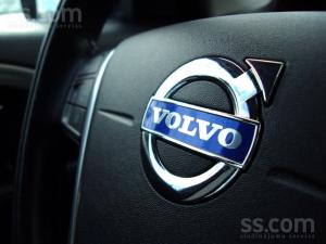 Black Volvo XC70 2014 in Riga, with an engine capacity of 2.40 L and mileage of 137 thousand km for 15000 €, photo 12 on AUTOMOTO.COM.LV