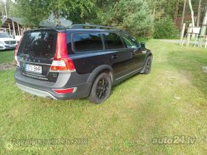 Black Volvo XC70 2014 in Tallinn, with an engine capacity of 2.40 L and mileage of 385 thousand km for 8450 €, photo 4 on AUTOMOTO.COM.LV