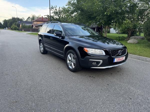 Black Volvo XC70 2014 in Vilnius, with an engine capacity of 3.20 L and mileage of 207 thousand km for 13000 €, photo 2 on AUTOMOTO.COM.LV