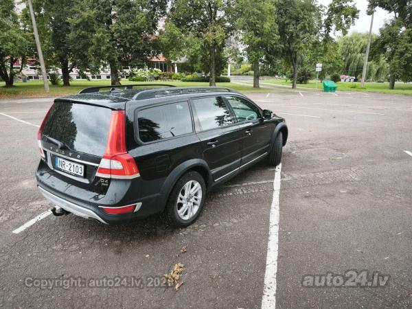 Черный Вольво ХС70 2014 в Тукумс, объемом двигателя 2.40 л и пробегом 460 тыс. км за 9000 €, фото 3 на AUTOMOTO.COM.LV