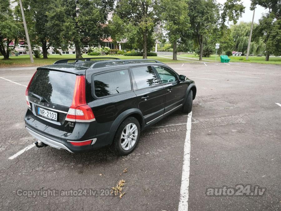 Black Volvo XC70 2014 in Tukums, with an engine capacity of 2.40 L and mileage of 460 thousand km for 9000 €, photo 4 on AUTOMOTO.COM.LV