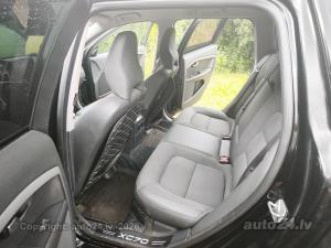 Black Volvo XC70 2014 in Tukums, with an engine capacity of 2.40 L and mileage of 460 thousand km for 9000 €, photo 17 on AUTOMOTO.COM.LV
